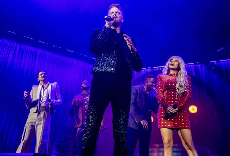 A Capella Group Pentatonix Performs At The Giant Center