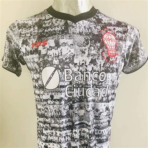 Argentina S Hurac N Release Ridiculous Legends Jersey Footy Headlines