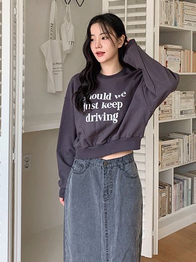 무료배송 꾸안꾸 나티 레터링 크롭 맨투맨 맨투맨 영문 프린팅 데일리 캐주얼 간절기 가을