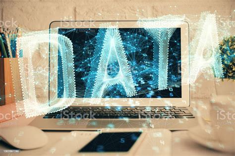 배경 및 기술 테마 도면에 개인용 컴퓨터와 데스크톱의 이중 노출 빅데이터의 개념 0명에 대한 스톡 사진 및 기타 이미지 0명 개념 계획 Istock