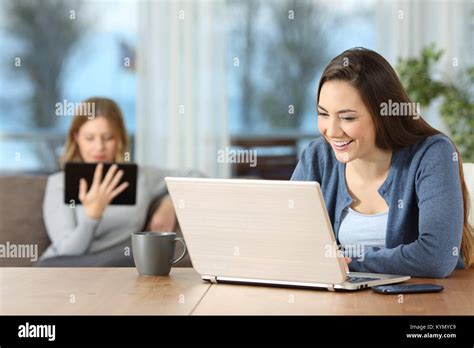 Wifi Devices Hi Res Stock Photography And Images Alamy