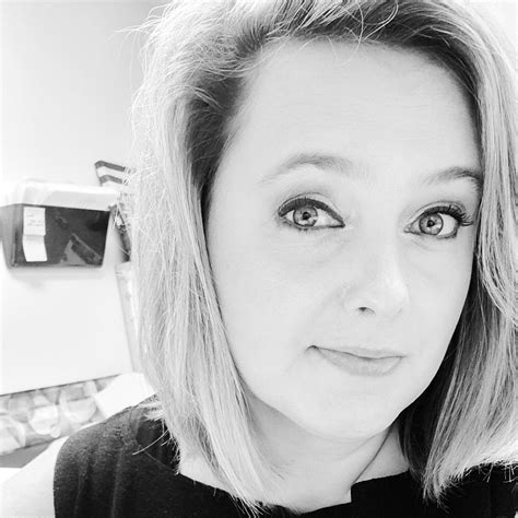 Lori Loftiss Instagram Twitter And Facebook On Idcrawl