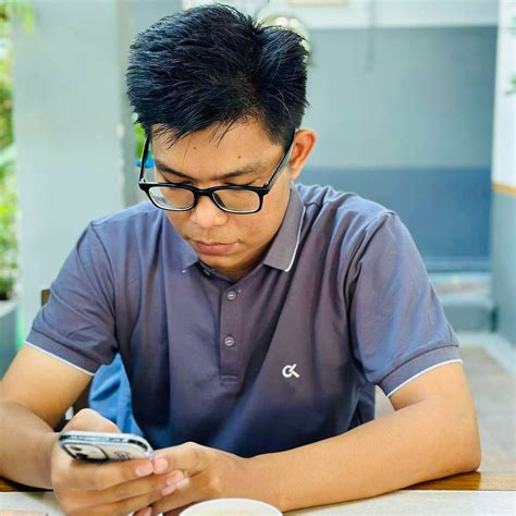 ဝေဒ နာ ရှုတဲ့သူတွေ အရေးကြီးပါတယ် ပညတ်ကို ရှုမိတတ်လို့ ဆရာတော်ကြီး