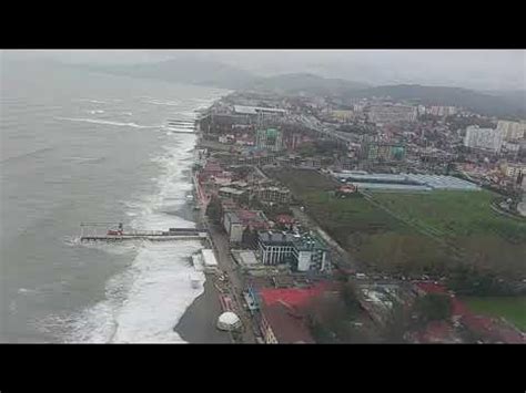 Перелет Екатеринбург Сочи. Идем на посадку.Пасмурно. Вид на Адлер с ...