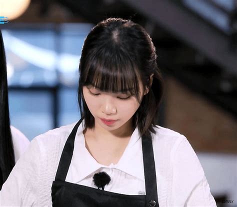 헤어에 있는 핀 아이돌 케이팝 헤어