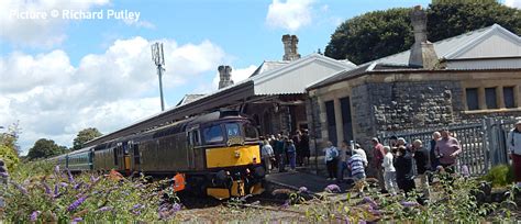 As There Is No Run Round There 47 813 Had Been Coupled On The Rear Of