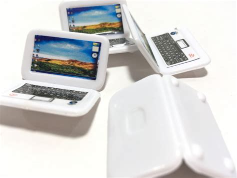 Miniaturas Notebook Branco Pequeno no Elo7 FA Acessórios DB5783