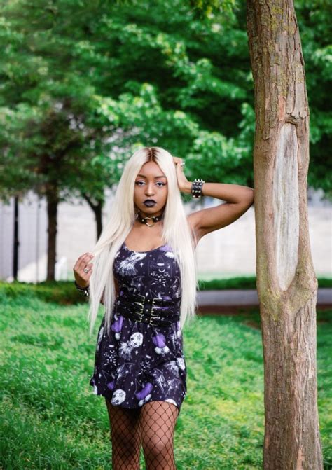 Dear Yasmin Benoit How Do I Navigate A World Full Of Sex As An Asexual