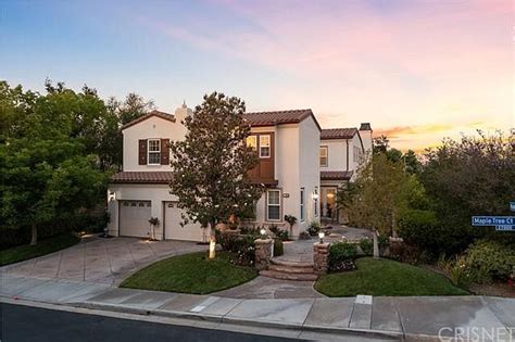 27002 Maple Tree Ct Valencia Ca 91381 Zillow