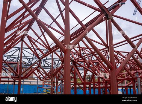 Complex Network Of Red Beams Forming A Light And Geometric Structure Similar To An Artificial