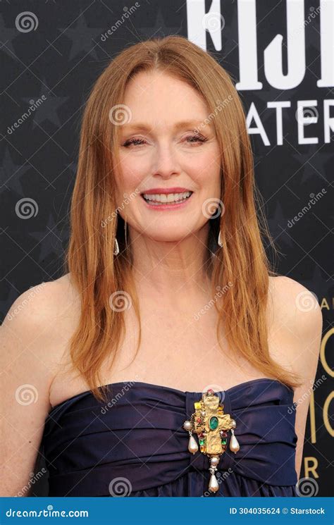 Julianne Moore Editorial Stock Image Image Of Celebrity 304035624