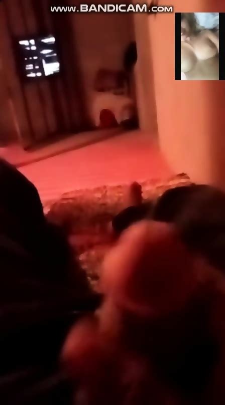 فؤاد من مدينة بسكورة يكفت قدام كاميرة برطجيث فديو 00212700906841 Eporner