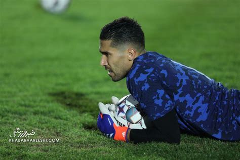 مصاحبه دروازه‌بان استقلال دردسرساز شد پشت پرده پول نگرفتن حسینی در روز