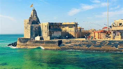 Underwater Dwarka Exploring The Sunken City In Modern India