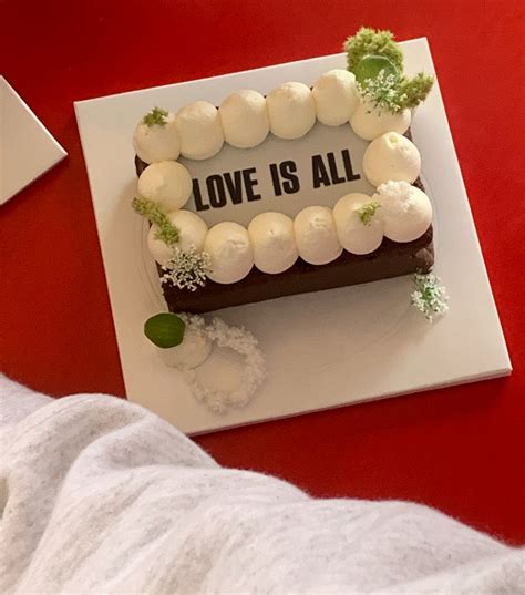 마치모어 수원생화케이크 발렌타인데이 수원케이크 생화케이크 용인케이크 동탄케이크 광교케이크 Love Is All For Valentine 💌 214