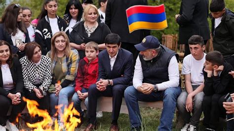 Վարչապետ Նիկոլ Փաշինյանի այցը Արագածոտնի մարզ Youtube