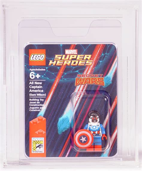 2015 Lego Carded Minifigure Sdcc Exclusive Marvel Super Heroes Secret Wars Captain America