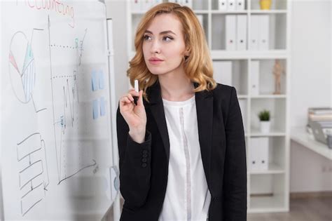 Premium Photo Analyzing Data Premium Photo Analyzing Data