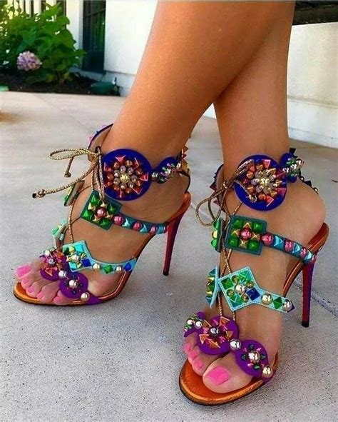 Pin De Jâmi 🇲🇦 Nâ En Shoes👡 Tacones Zapatos Mujer Zapatos De Verano