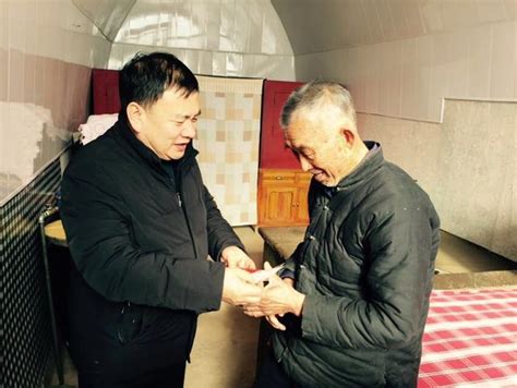榆林高新區黨工委副書記郭慶年前往綏德縣白家鹼鄉前吳家溝村慰問 每日頭條
