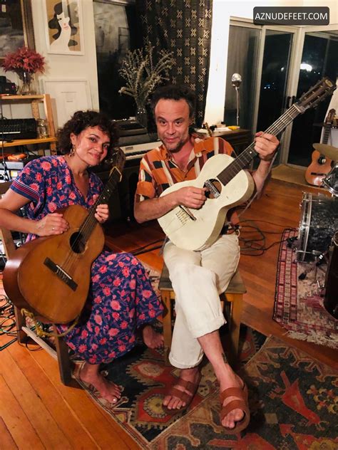 Norah Jones Feet Aznudefeet