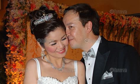 สุขเหลือล้น สมรสรอบสอง