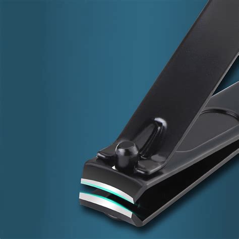 Набор для маникюра из 18 инструментов в футляре черный Купить в интернет магазине Лоу Прайс