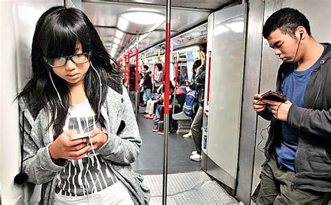 Android惡意程式 港入十大洩私隱高危區 晴報 港聞 新聞二條 D130206