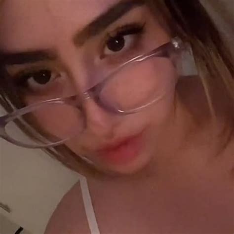 Sof Soflagg • Threads Say More