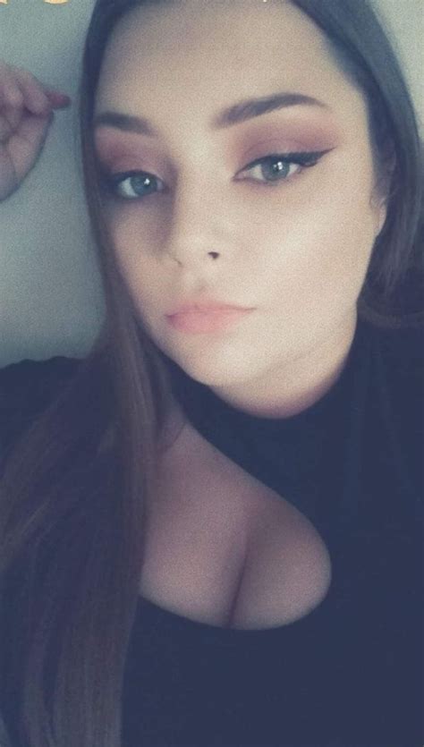 20 Year Old Martyna Has Big Tits Pic