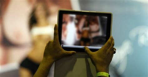 अनलमटड सटरज कलउड क जच क लए शखस न लय कई मलयन जब परन क बकअप A Man