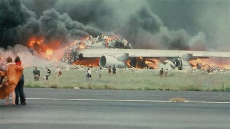 The Tenerife Airport Disaster Aviations Darkest Day