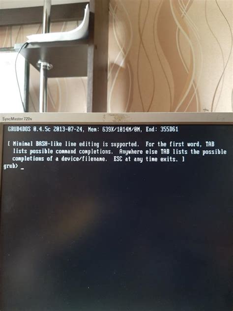 Как поставить Windows при Minimal Bash Like Line Editing Is Supported