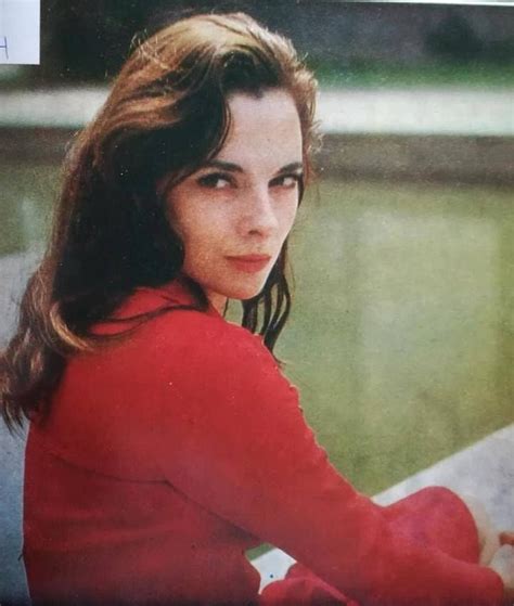 კირა ანდრონიკაშვილი Kira Andronikashvili Celebrities Belly Piercing