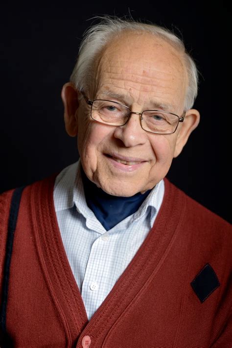 Johan Van De Steeg Overleden Schooldirecteur Van Heesche Mavo Die Later Wethouder En Schrijver