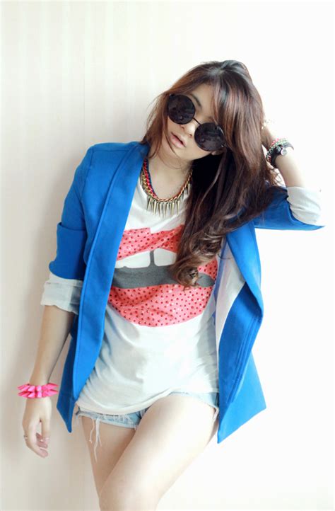 Brown Platform Choco Lips