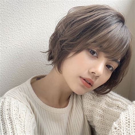20代女性に似合う大人可愛いショートヘアおすすめ5選。前髪ありが 4meee