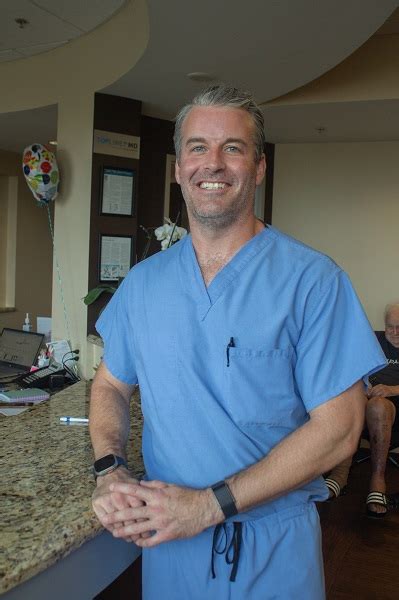 Leadership Profiles Advanced Surgical Physicians Kyle Eldredge Do Physician Advanced