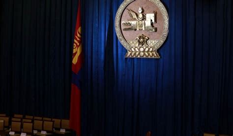 Улс төрийн албан тушаалд ажилласан хугацааг төрийн захиргааны албан тушаалын зохих ангилалд