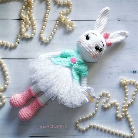 Зайки подружки амигуруми Схемы и описания для вязания игрушек крючком Häkeln