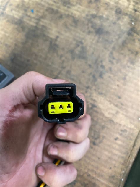 Ford Pcm Controlled Alternators W 6g Plug Adapter 02 Brand X Electrical