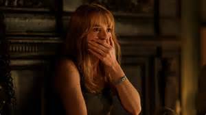 Les Cartes Du Mal Frissonnez Avec La Nouvelle Création Danna Halberg