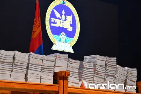 ШҮҮХ ХУРАЛ “Монгол драй милк“ ХХК ийн зээлтэй холбоотой нотлох баримтыг шинжлэн судалж эхэллээ