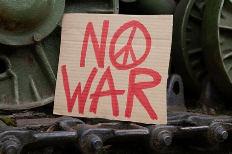 「なぜ人類は戦争を繰り返すのか」 国連本部で研鑽を積んだ俊英が解き明かした“22世紀の戦争論”とは Aera Books