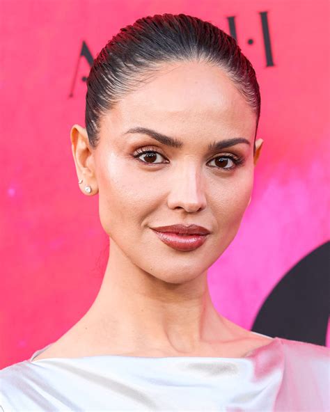 Eiza Gonzalez Sexy Silver Dress Ash Premiere Hot Celebs Home