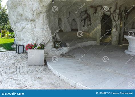Grotto Designs Concrete