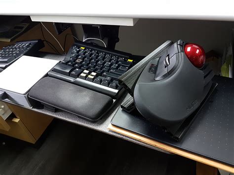 Elecom HUGE Trackball