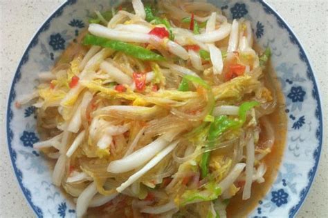 白菜炒粉条 包菜炒粉条 菜炒粉条 大山谷图库