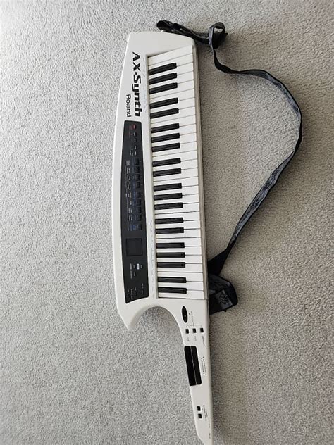 Roland Ax Synth Keytar White Reverb