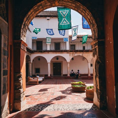 Free Historic Mexican Courtyard Image Archway Courtyard Mexico